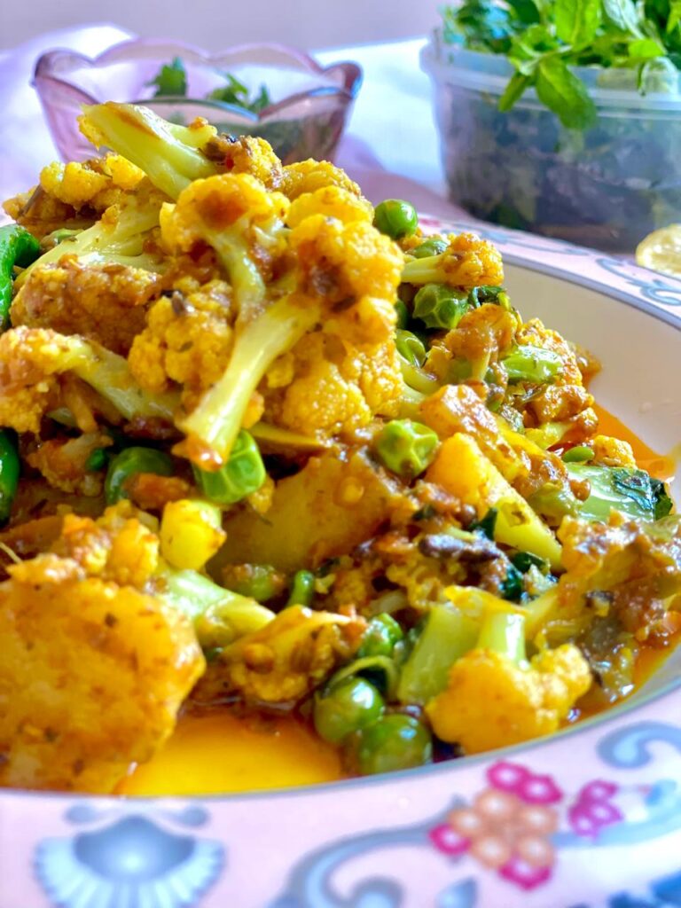 Aloo Gobi Matar Recipe | Potatoes Cauliflower & Peas Curry | Vegan Dish ...